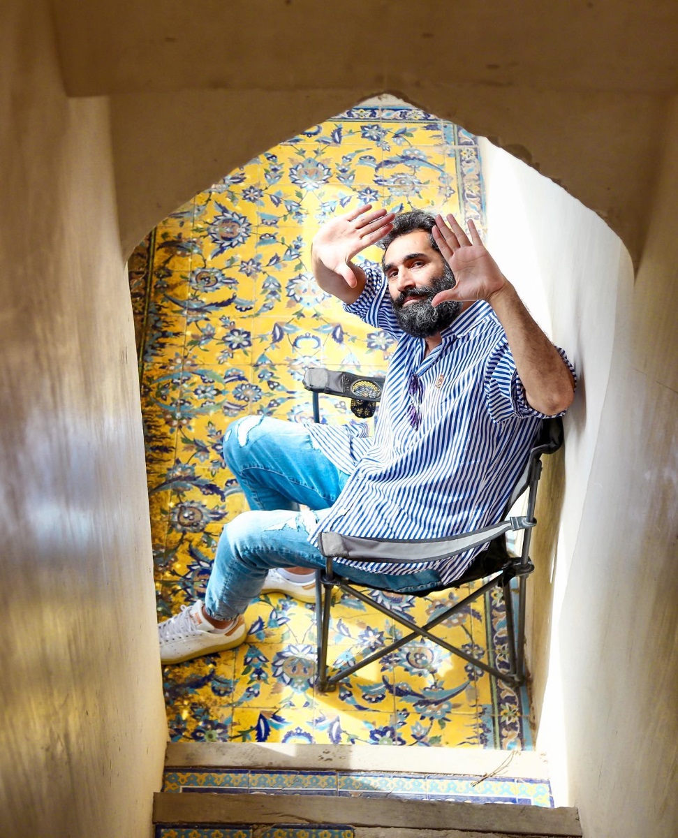 هادی کاظمی بازیگر نظام دو برره در کنار همسر جذاب و معروفش + عکس و بیوگرافی