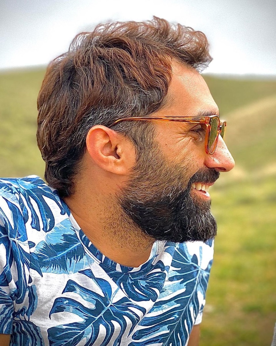 هادی کاظمی بازیگر نظام دو برره در کنار همسر جذاب و معروفش + عکس و بیوگرافی